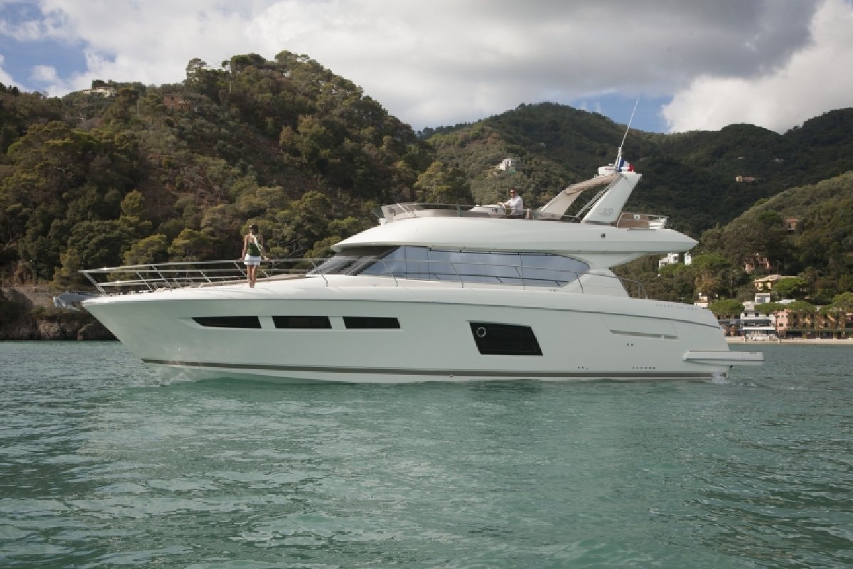 Prestige 620 - Oceanaire Yachting